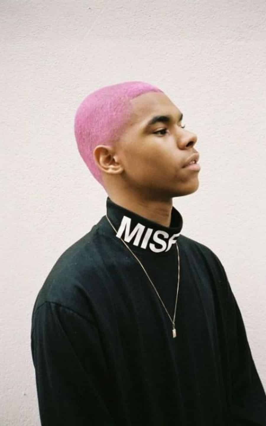 Teinture rose pour homme : tout savoir - Young Gent