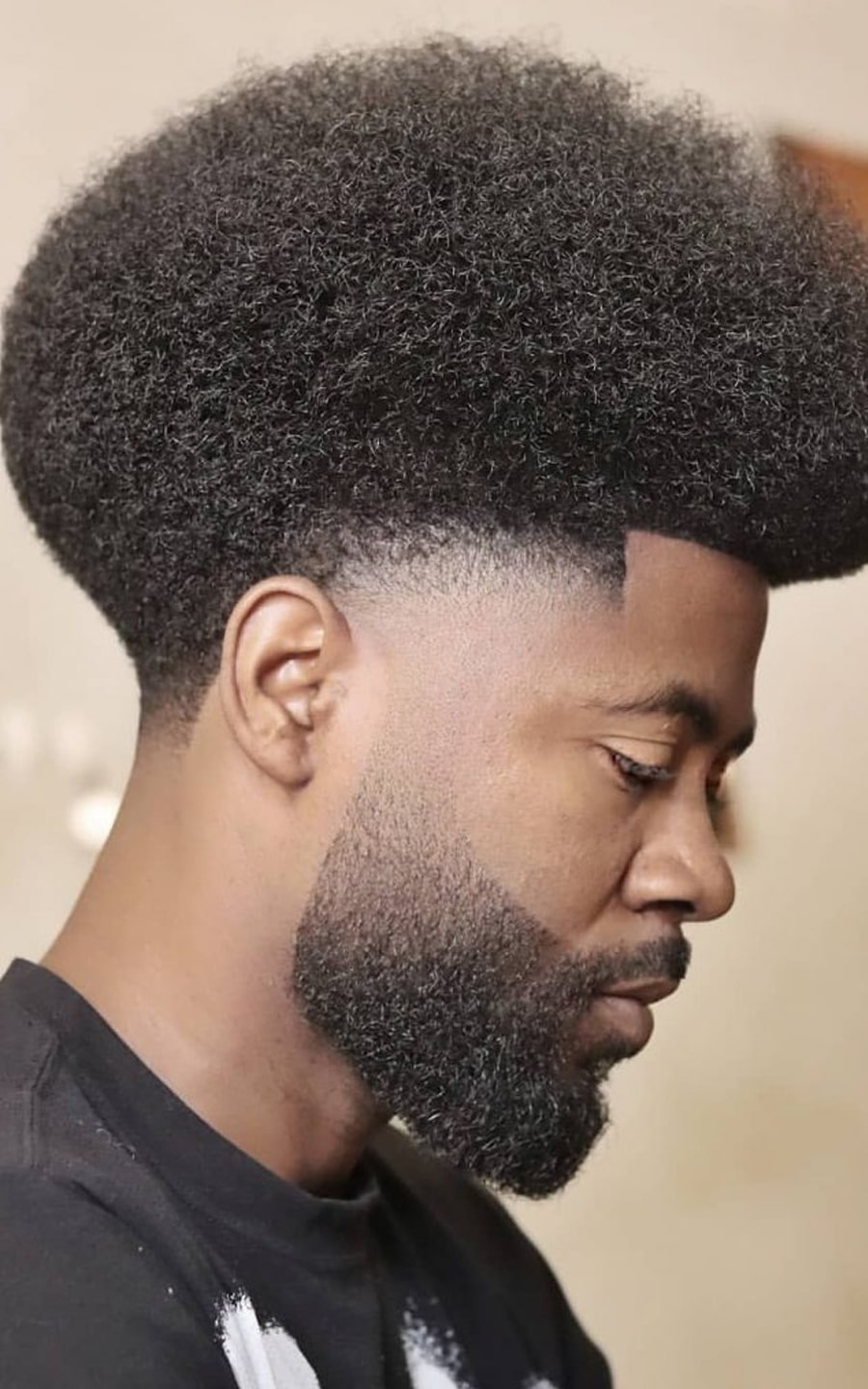 Coupe afro pour homme : comment bien la porter ? Idées et inspirations ...