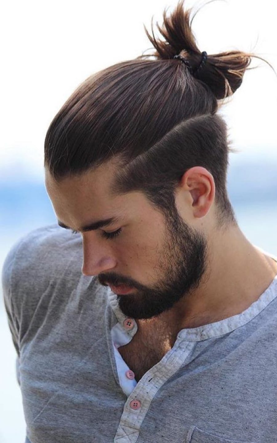 Man Bun haircut pour homme : comment la porter ? Idées et inspirations ...