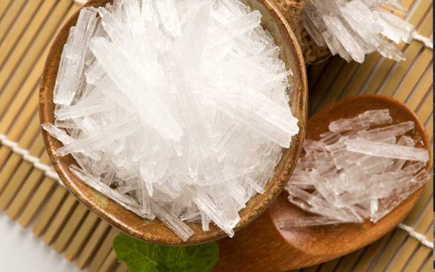 L'utilisation des cristaux de menthe pour faire l'amour - Young Gent