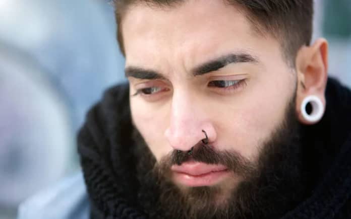 Piercing pour homme : Guide complet - Young Gent