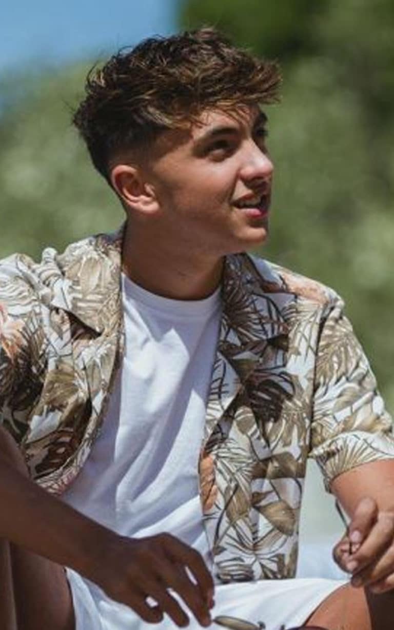 Coupe Inoxtag : Comment la réaliser et la porter ? - Young Gent