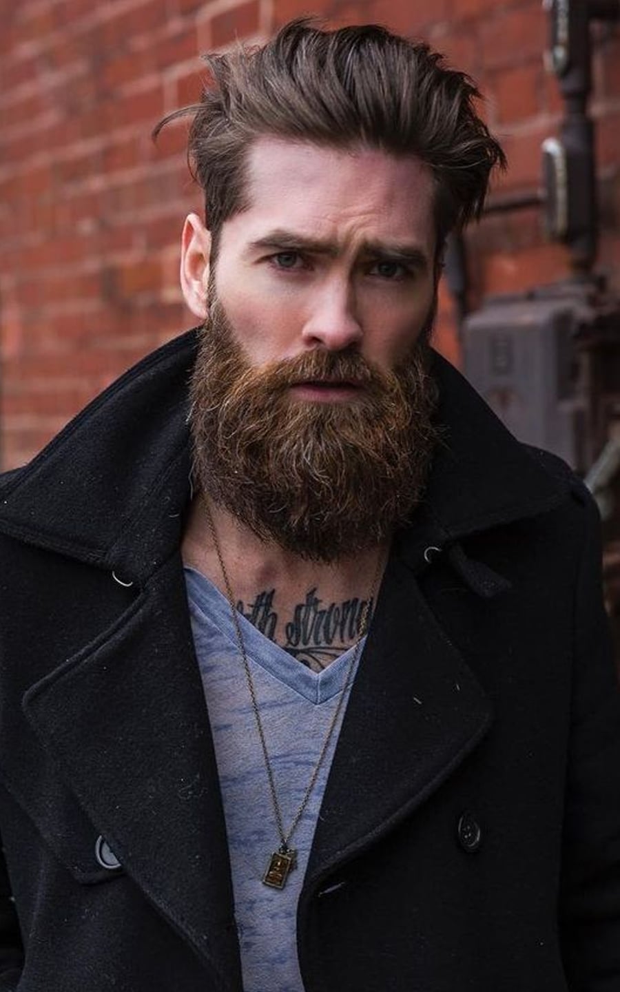 Barbe longue pour homme : Style, coupe et entretien - Young Gent