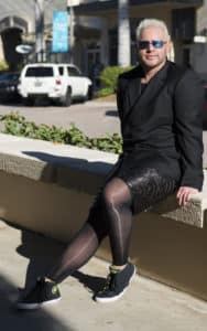 Comment porter des collants quand on est un homme ? - Young Gent