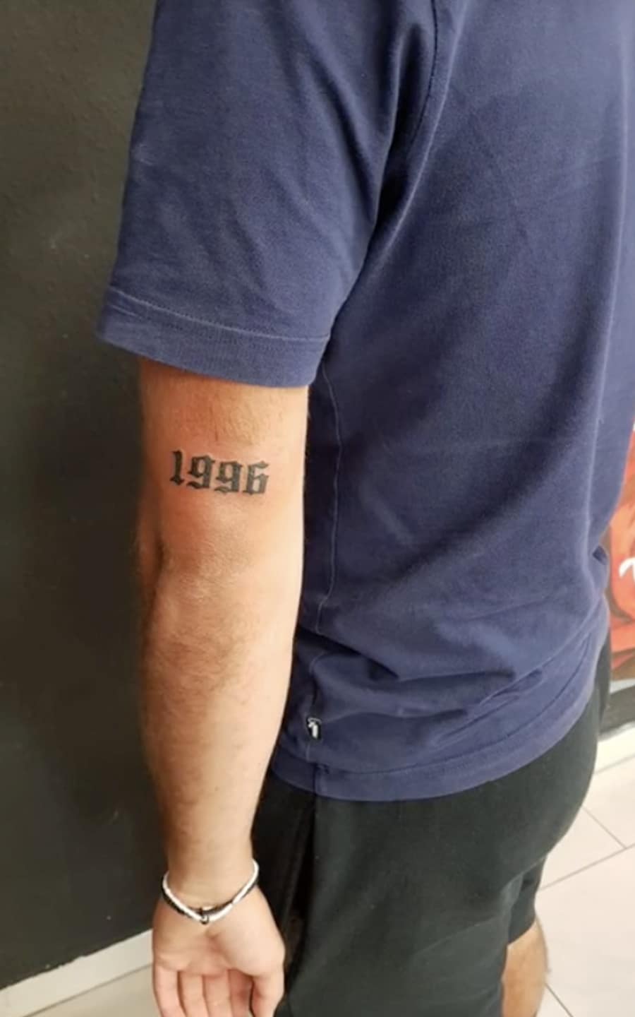 Tatouage discret pour homme : conseils, idées et inspirations - Young Gent