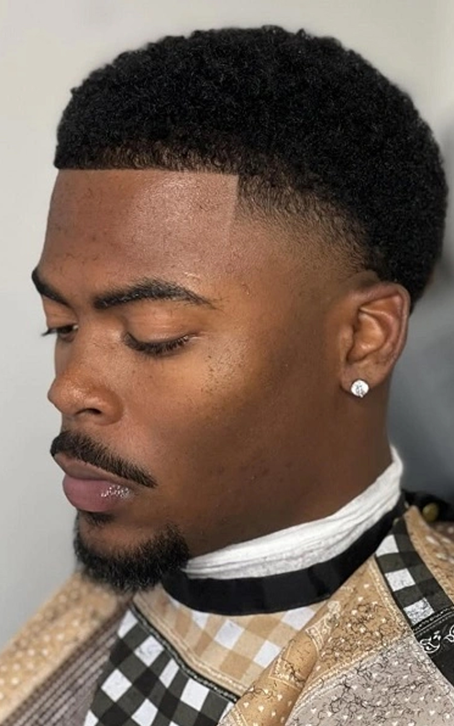 High taper pour homme : Comment porter le taper haut ? - Young Gent